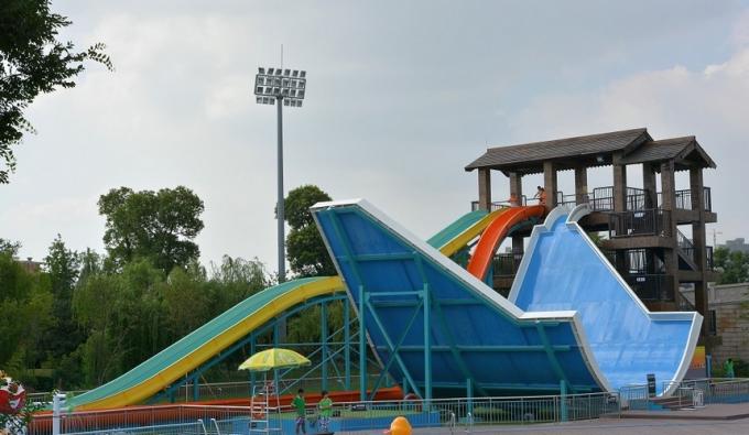 12m Platform Height U - Waving Water Park Slide / Commercial Playground ...